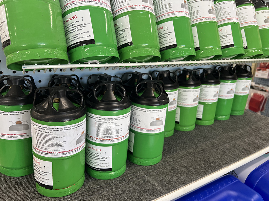 Refillable vs Disposable 1lb Propane Cylinders